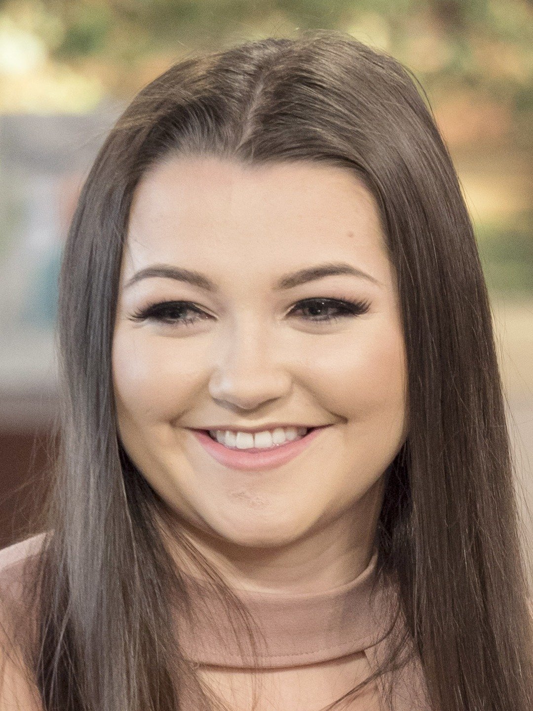 Chloe Patton Pictures - Rotten Tomatoes