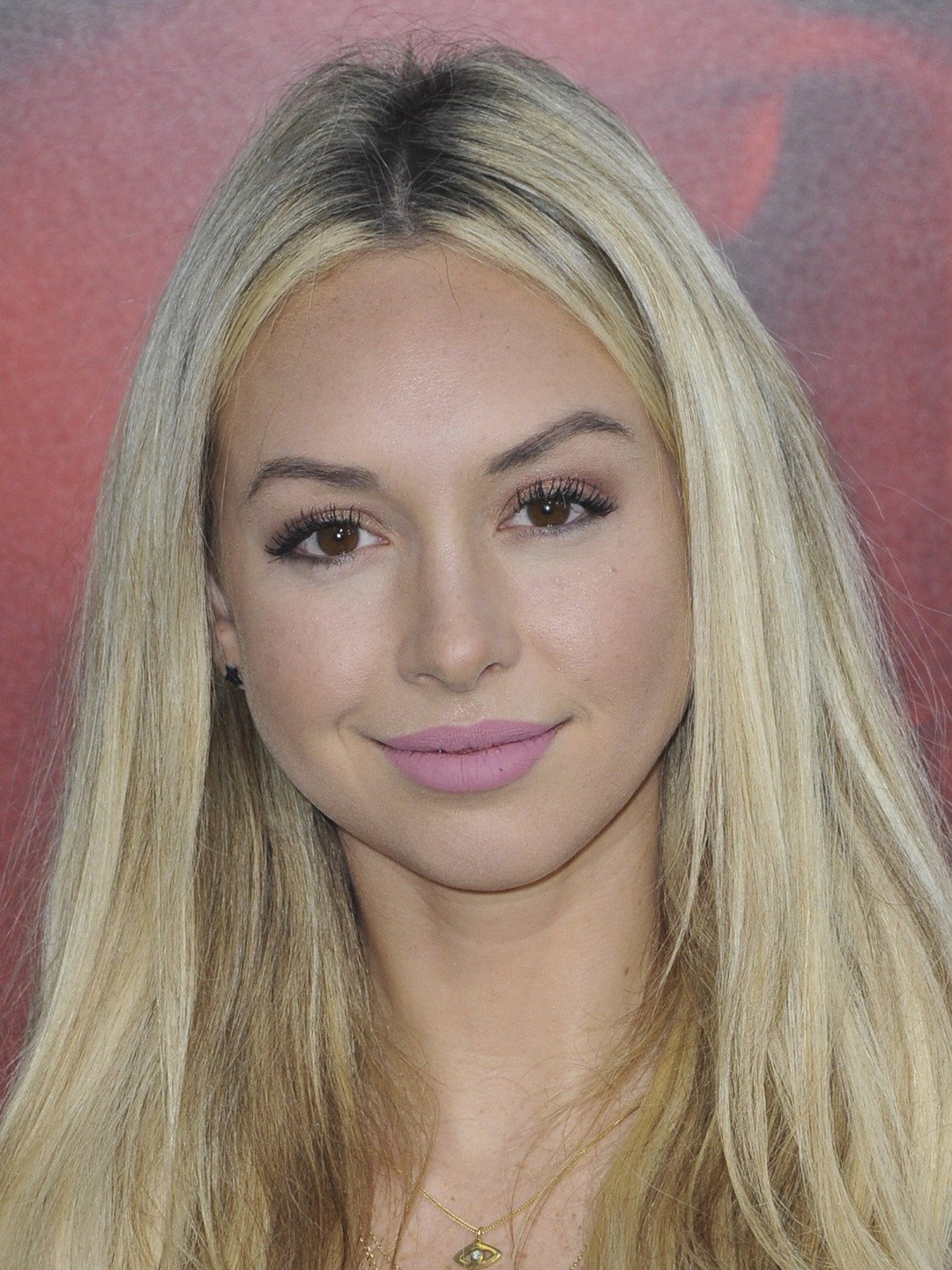 Corinne Olympios Pictures - Rotten Tomatoes