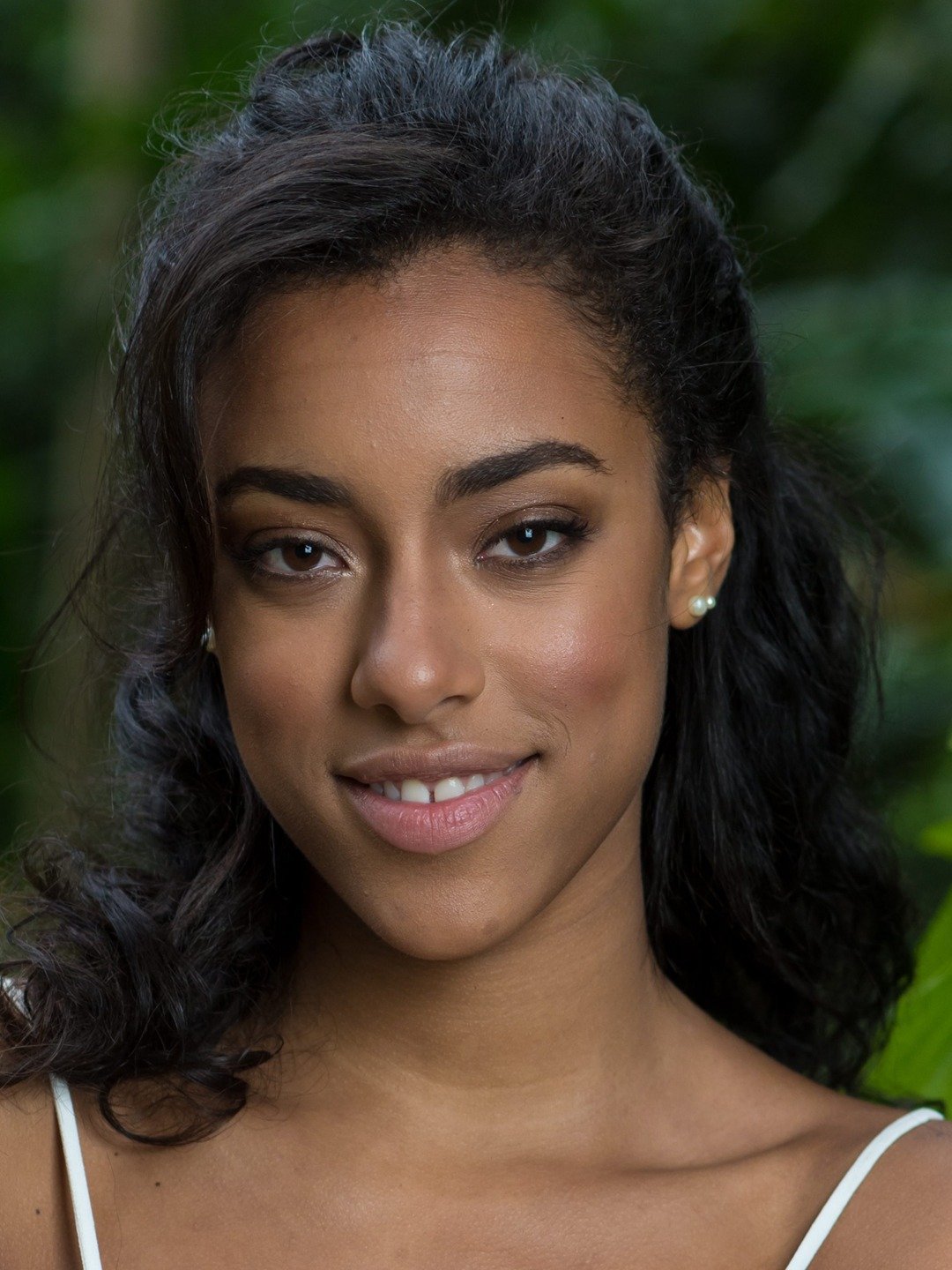 Yara Charry Pictures - Rotten Tomatoes