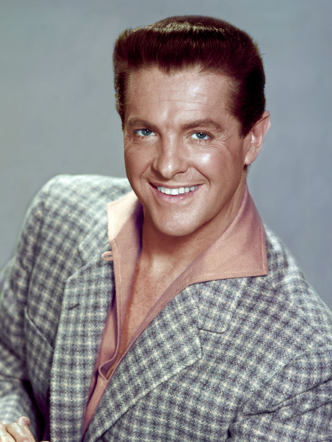 Bob Cummings Pictures - Rotten Tomatoes