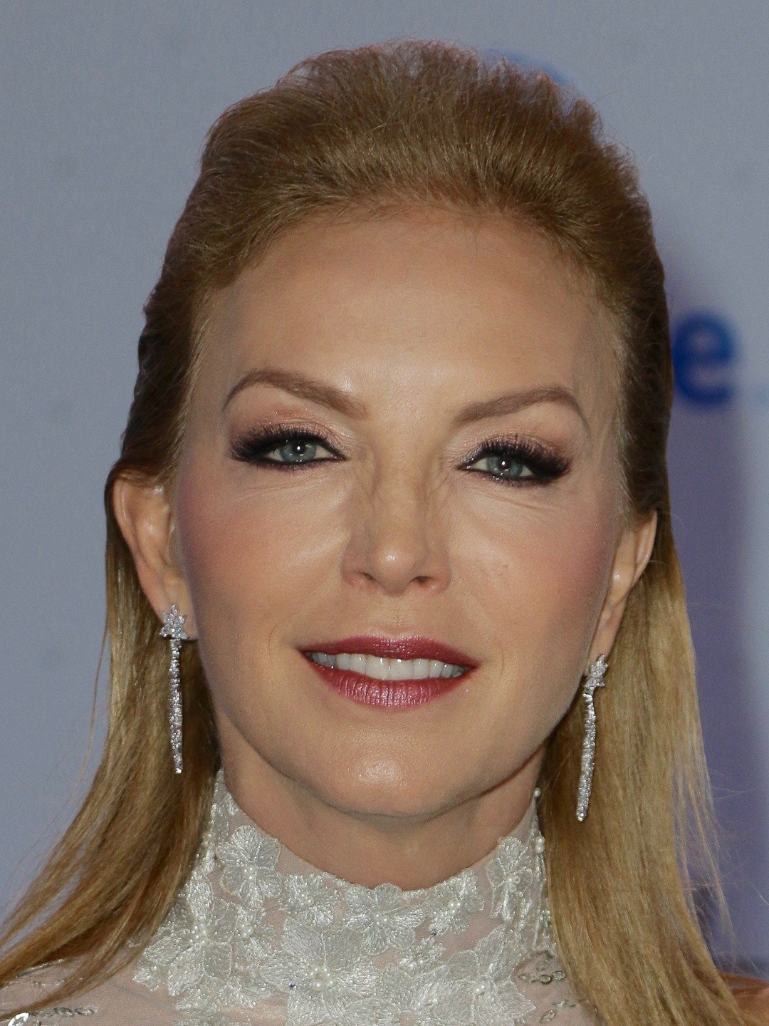 Laura Flores Pictures - Rotten Tomatoes