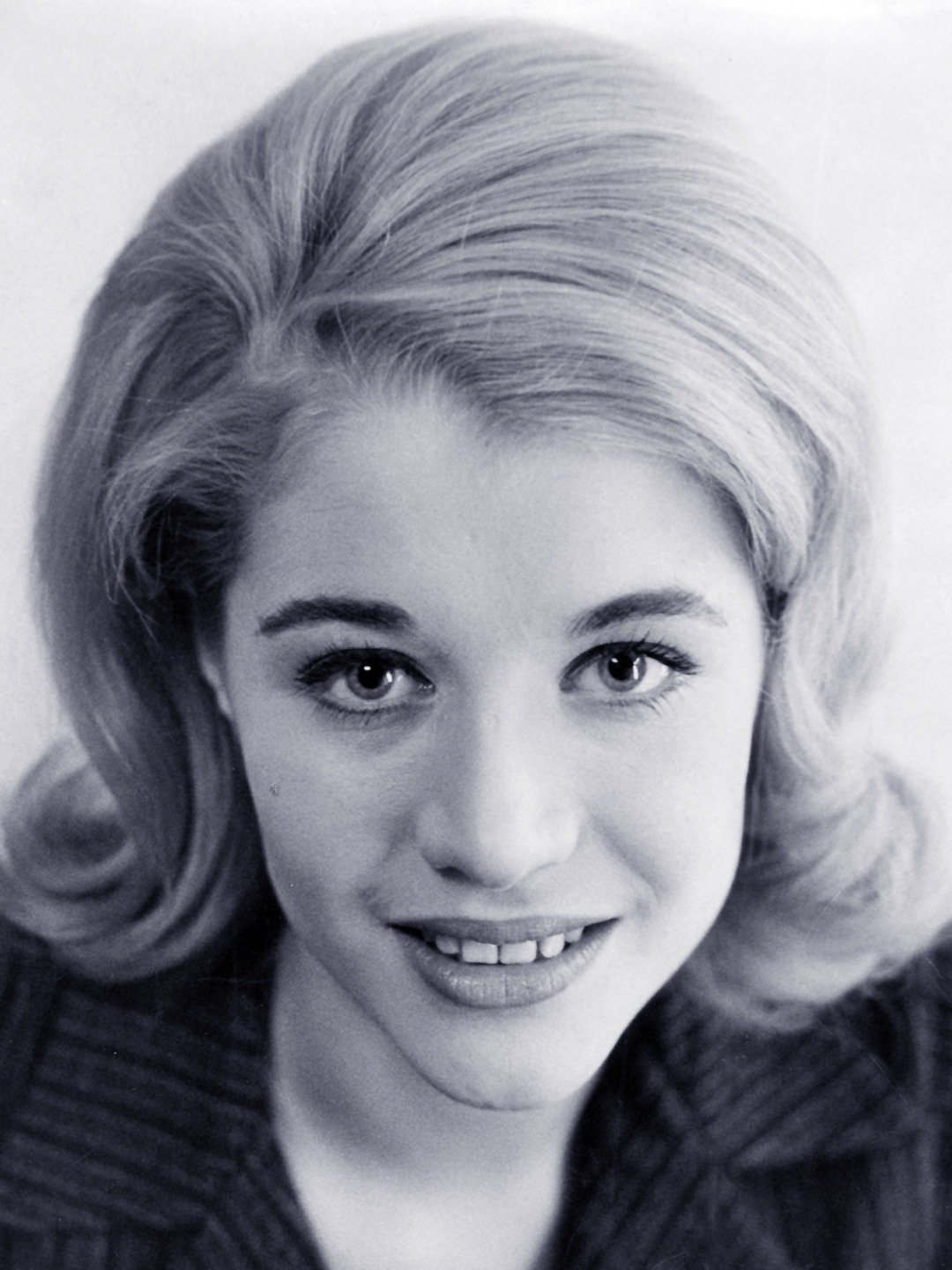 Julia Lockwood Pictures - Rotten Tomatoes