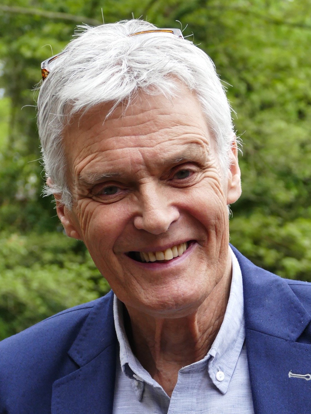 Simon Williams Pictures - Rotten Tomatoes