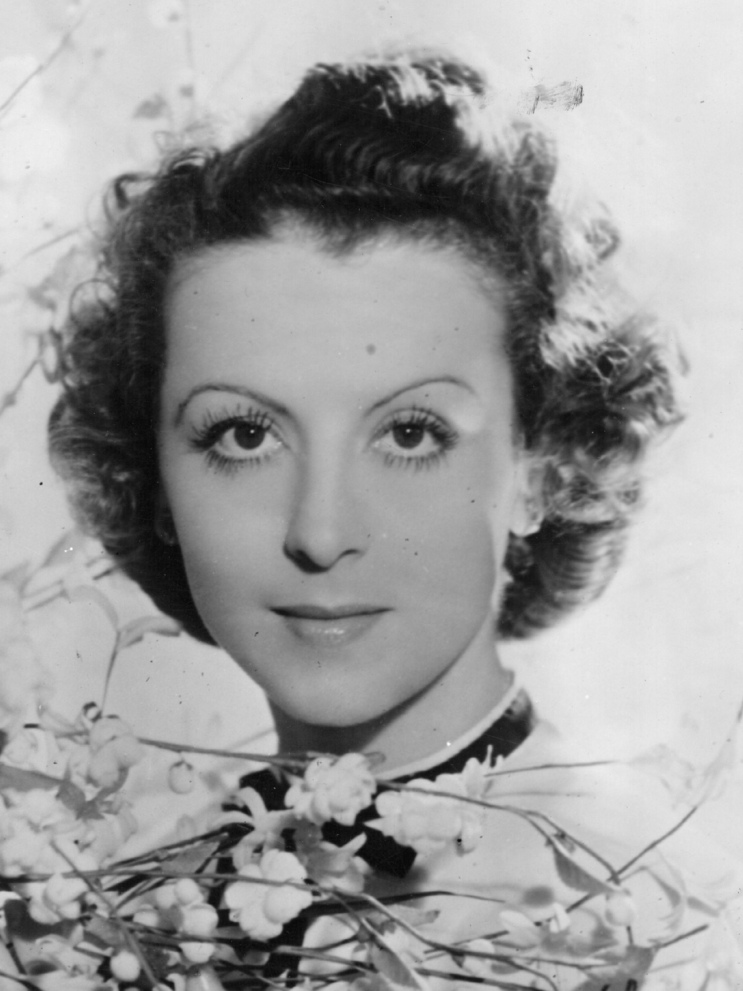 Renée Saint-Cyr Pictures - Rotten Tomatoes