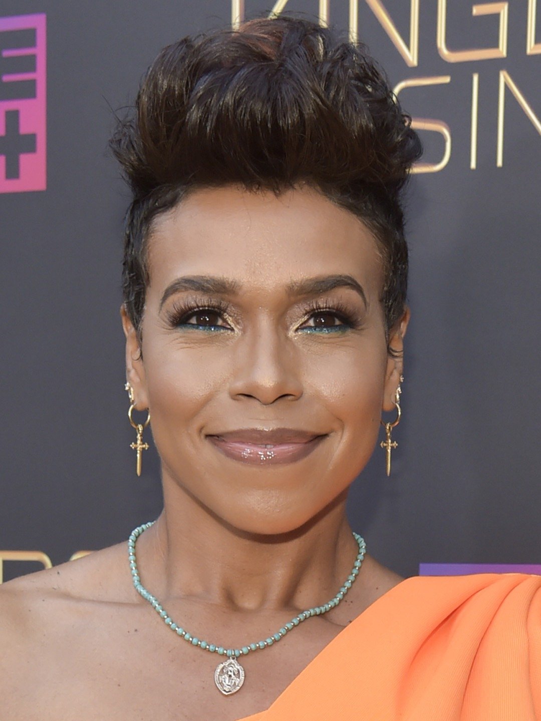 Gillian White Pictures - Rotten Tomatoes