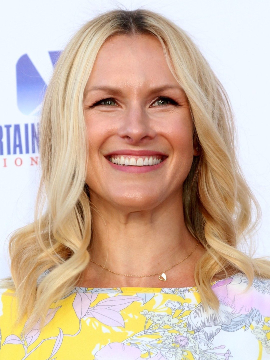 Amy Laughlin Pictures - Rotten Tomatoes