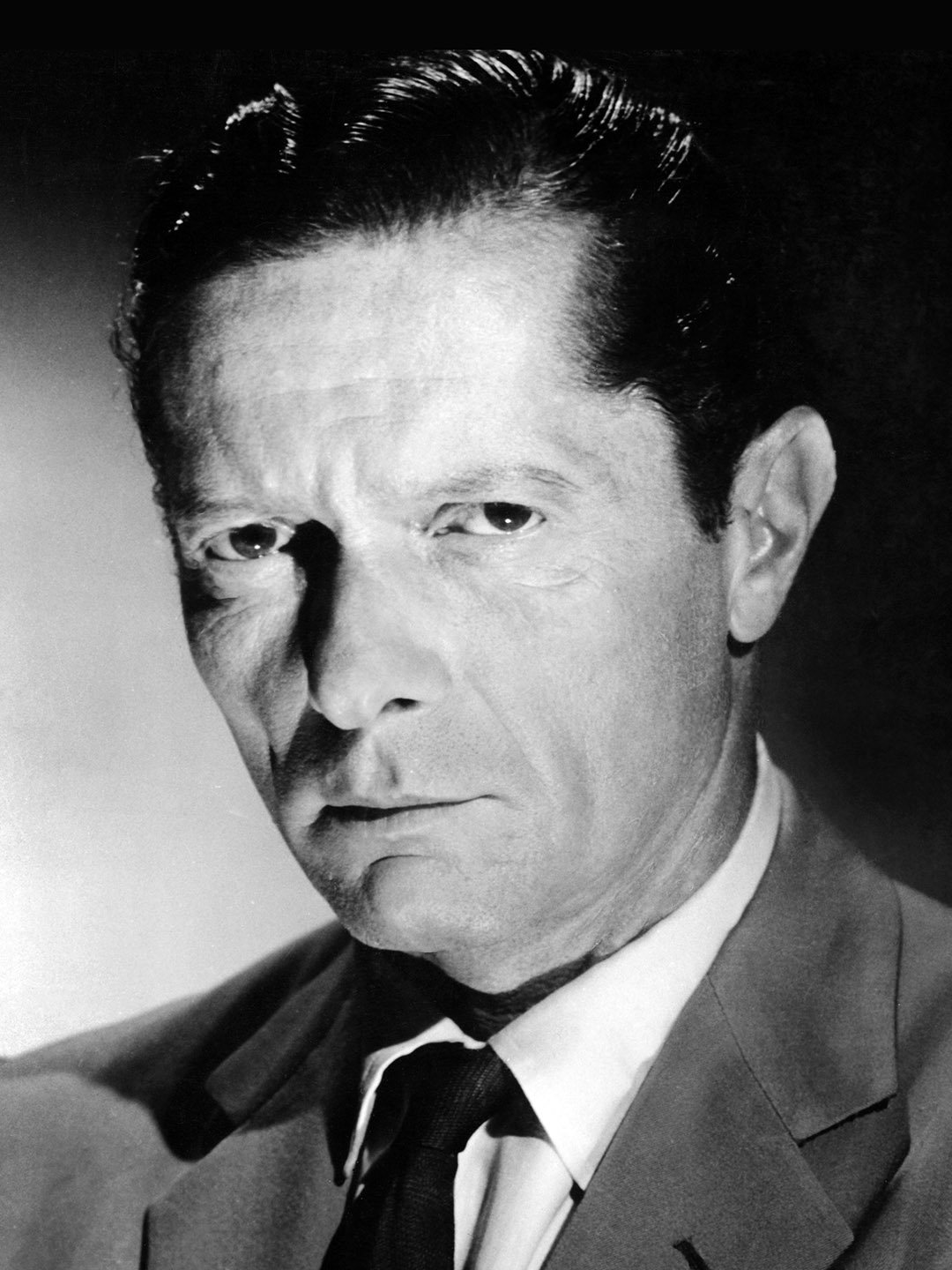 Alfred Ryder Pictures - Rotten Tomatoes