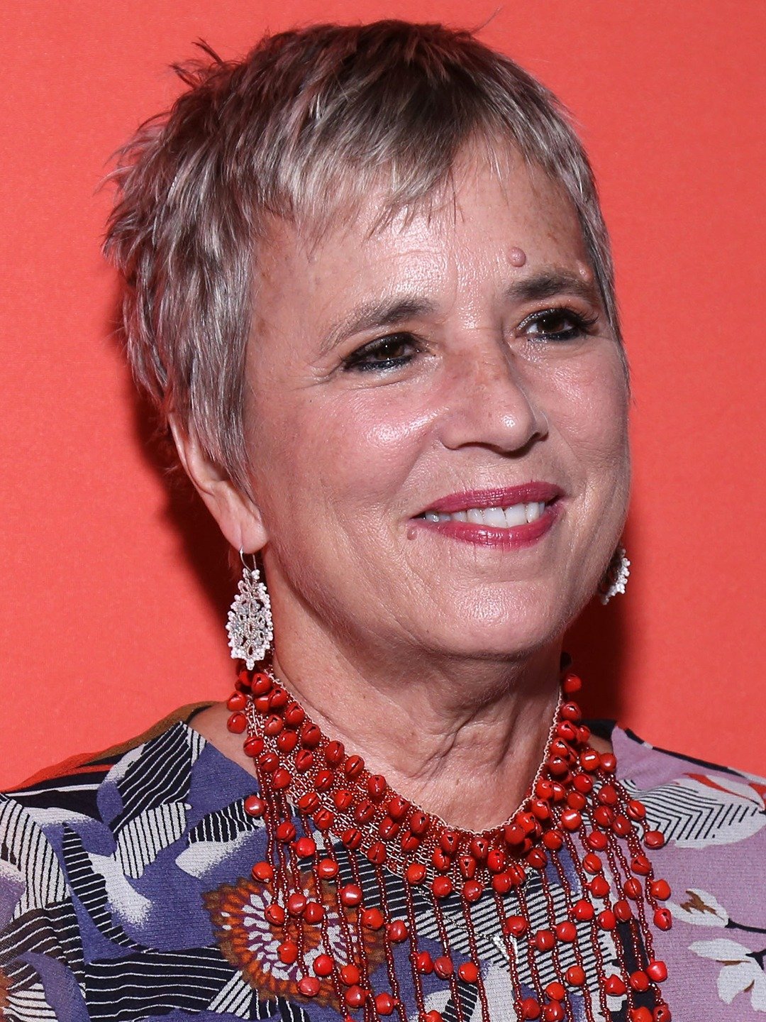 V Pictures - Rotten Tomatoes