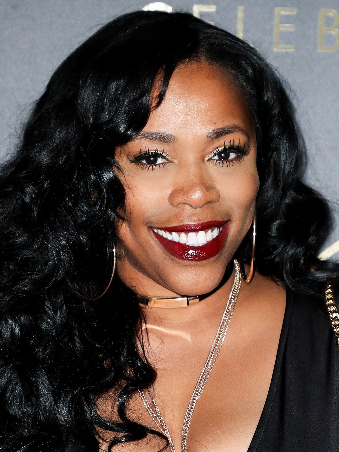 Nicci Gilbert Curvato