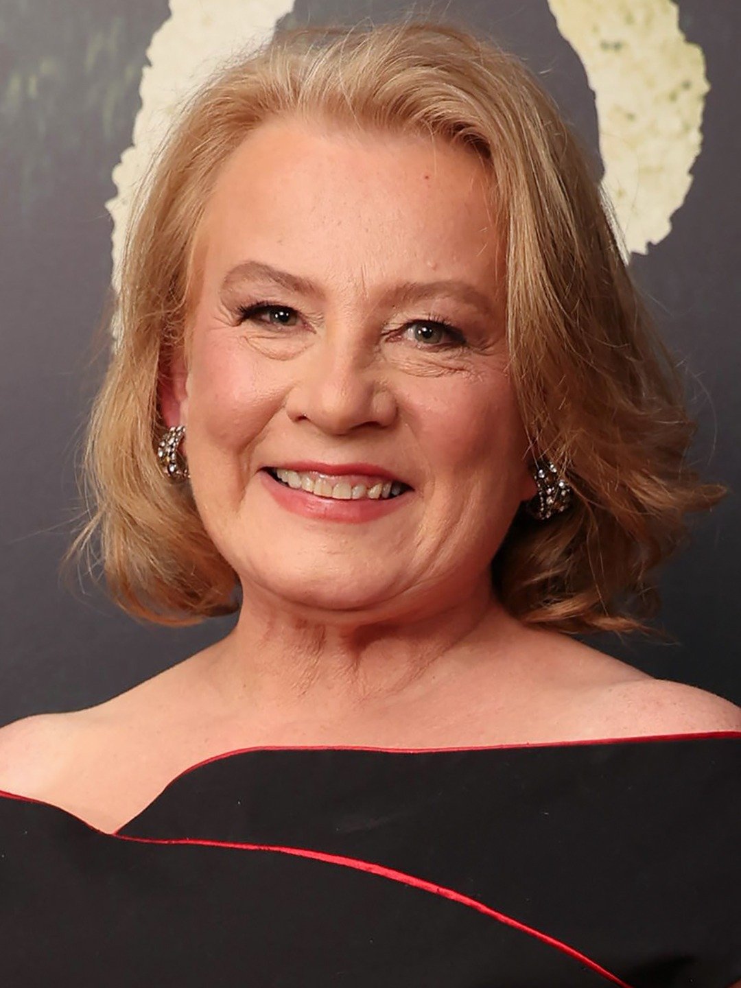 Elizabeth Saunders Pictures - Rotten Tomatoes