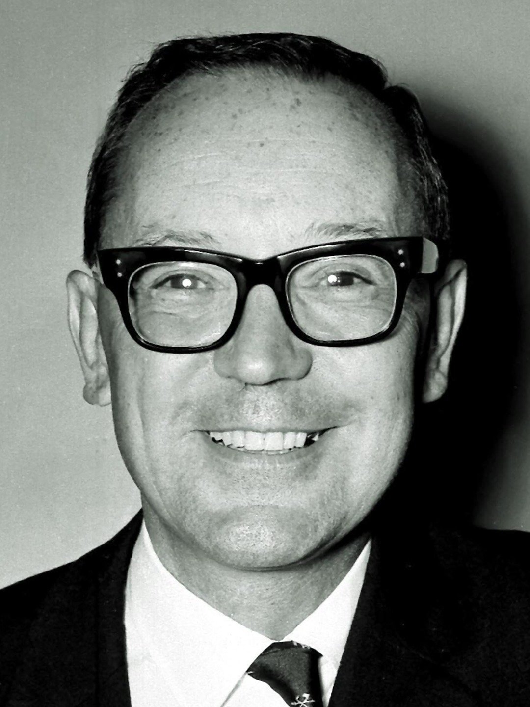 Harry M. Leonard Pictures - Rotten Tomatoes