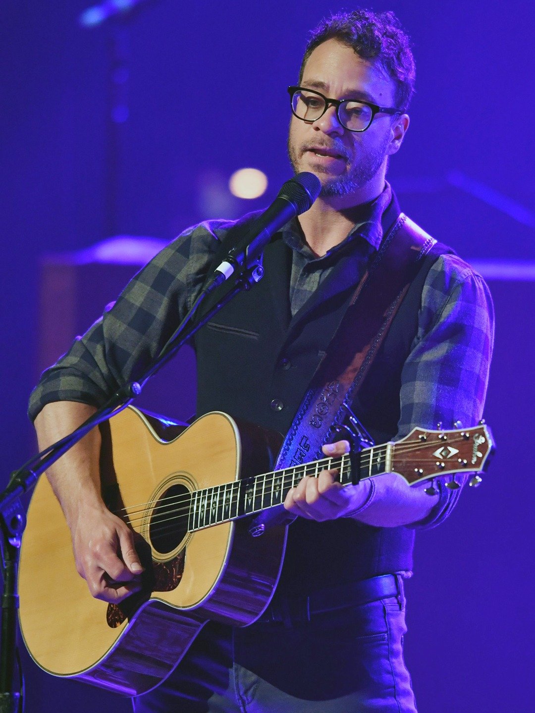 Amos Lee Pictures - Rotten Tomatoes