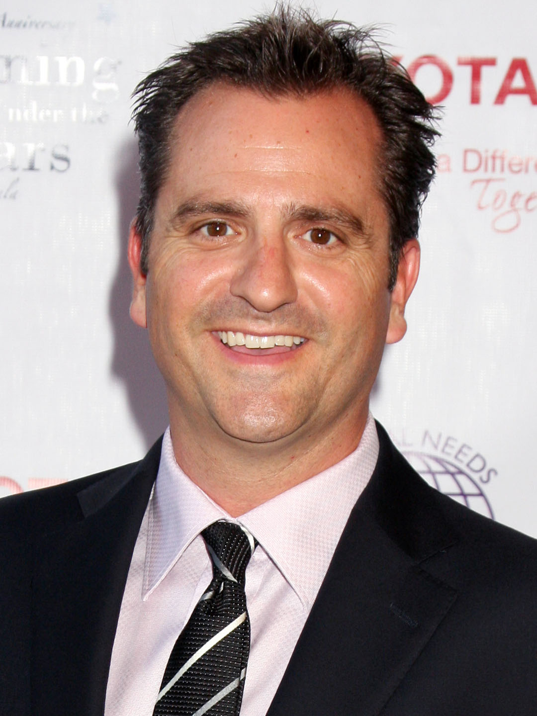 James Sears's Instagram, Twitter & Facebook on IDCrawl