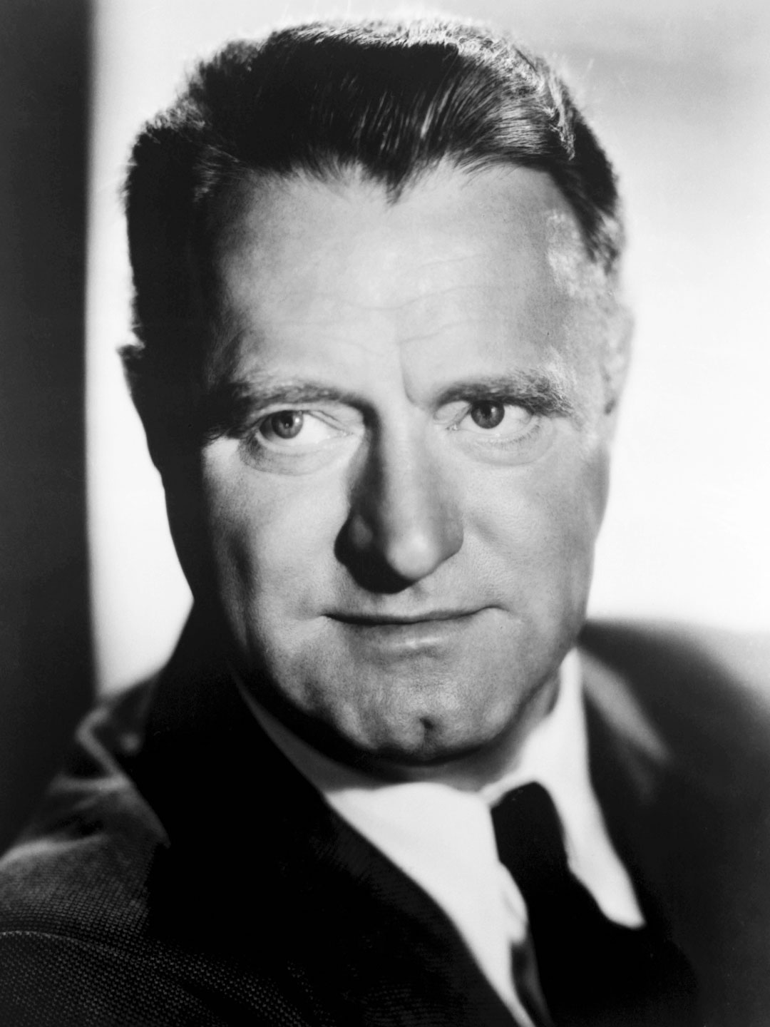 Roger Heath's Instagram, Twitter & Facebook on IDCrawl