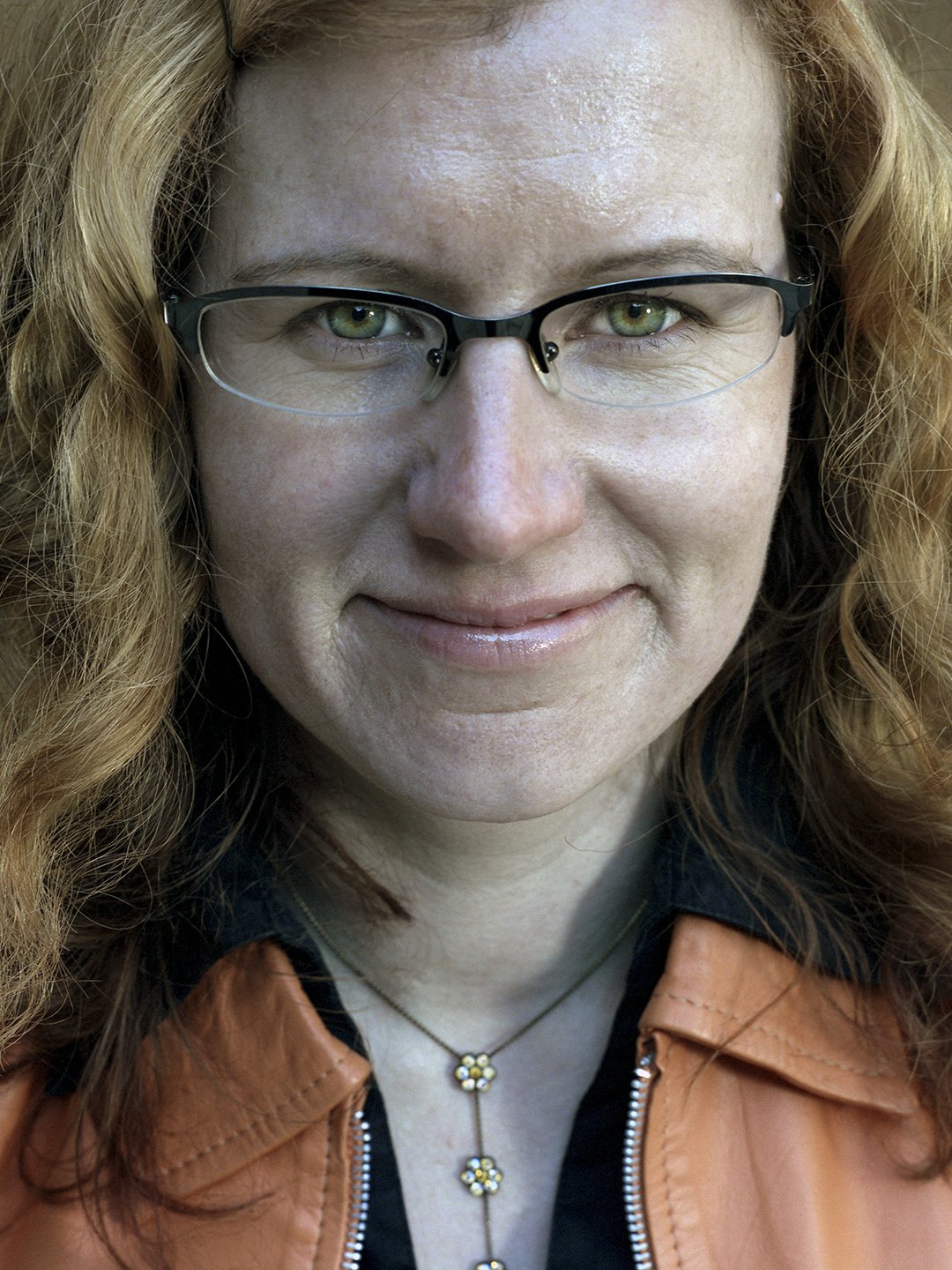 Helen Ahlsson Pictures - Rotten Tomatoes