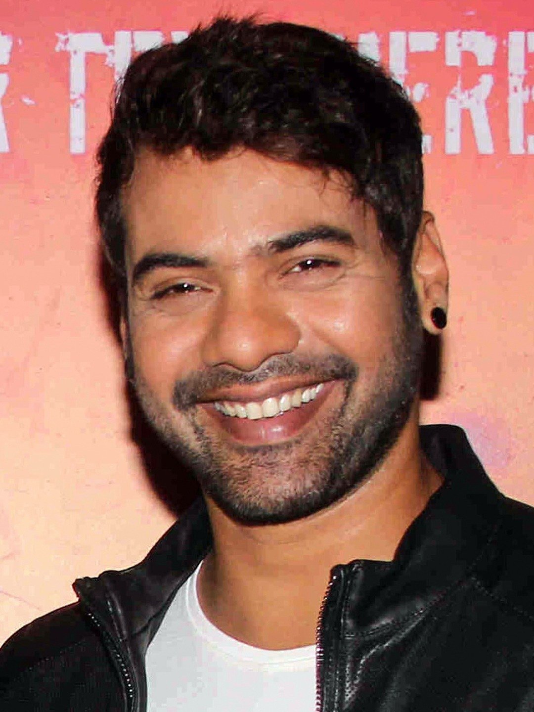 Shabbir Ahluwalia Pictures - Rotten Tomatoes