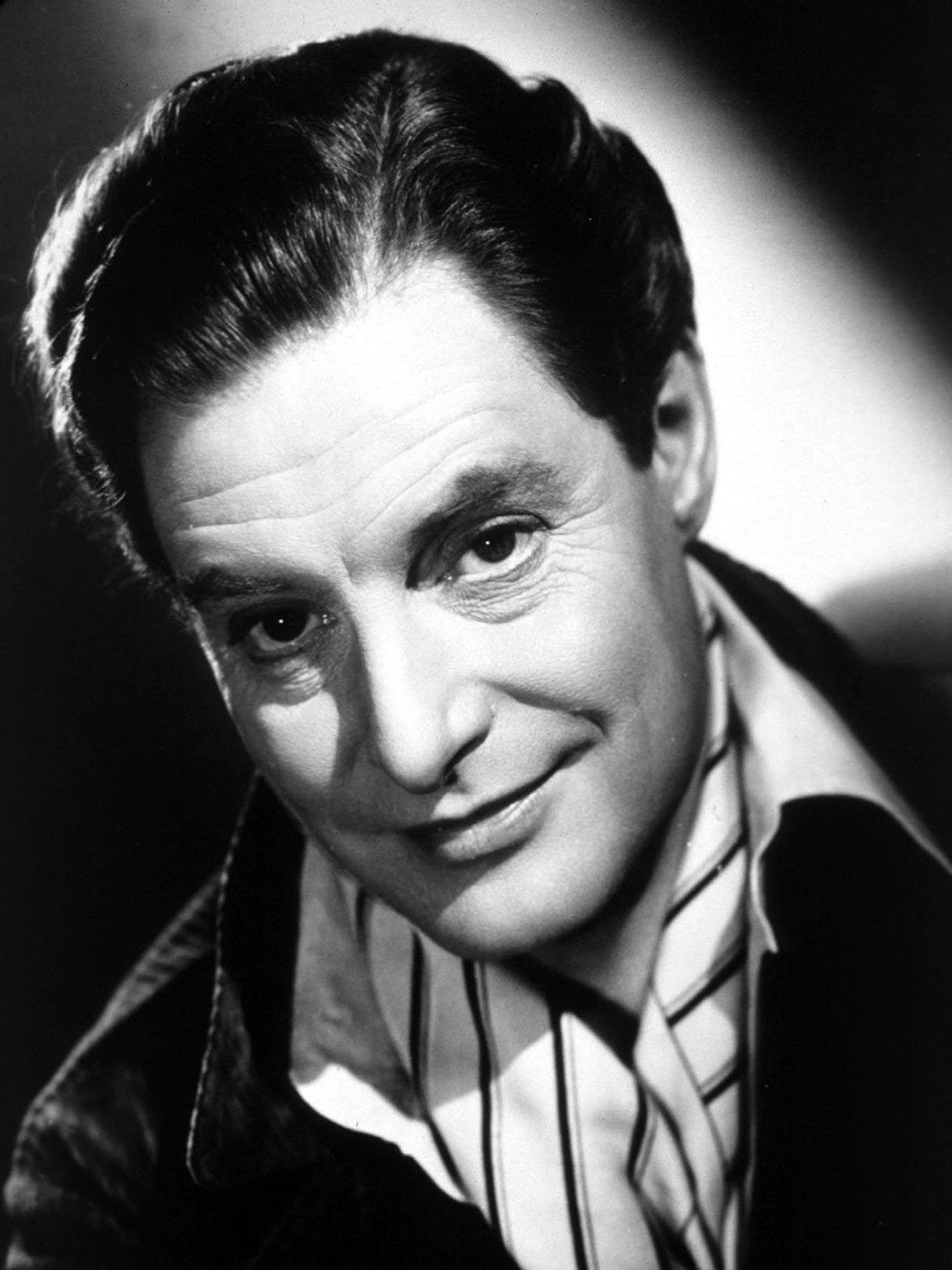 Robert Donat Pictures - Rotten Tomatoes