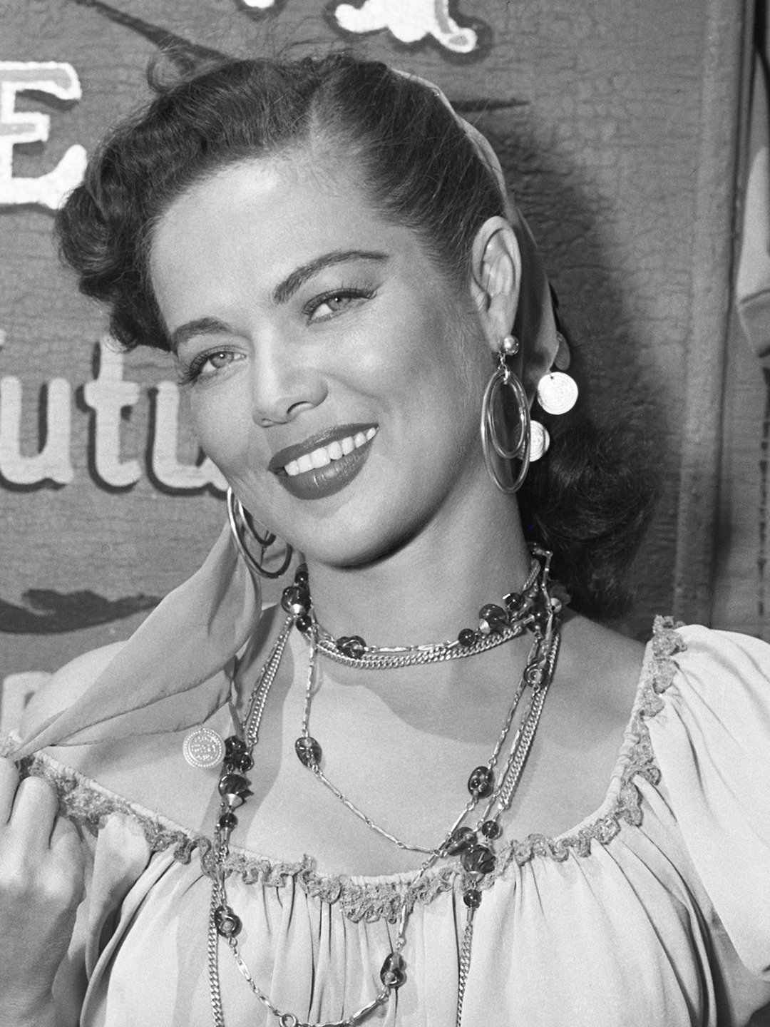 Dona Drake Pictures - Rotten Tomatoes