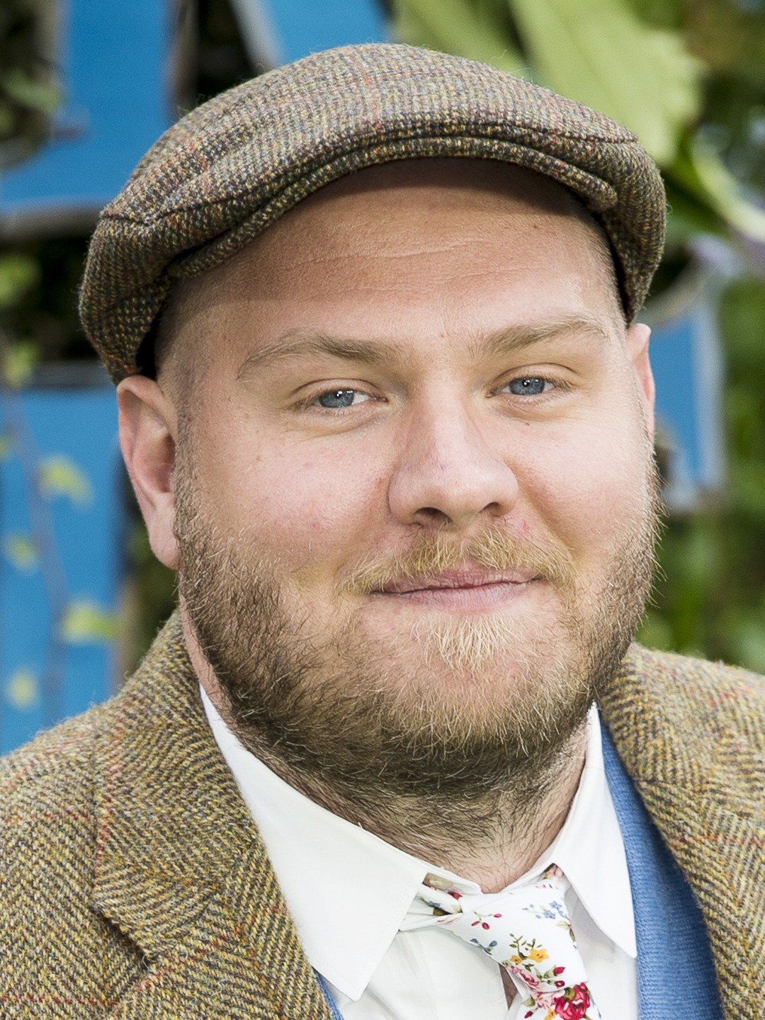 Dominic Lewis Pictures - Rotten Tomatoes