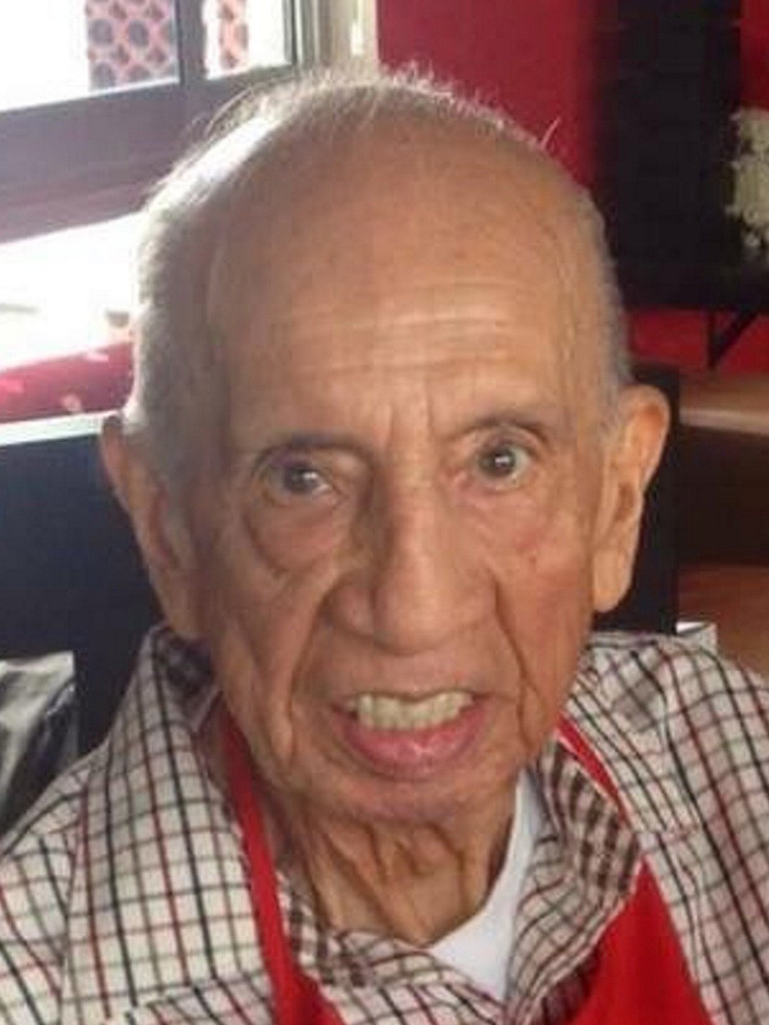 Héctor Lechuga Pictures - Rotten Tomatoes