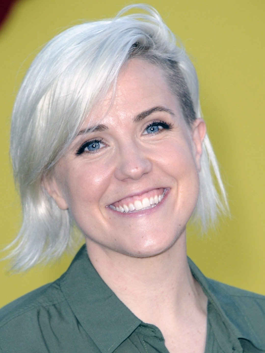 Hannah Hart Pictures - Rotten Tomatoes