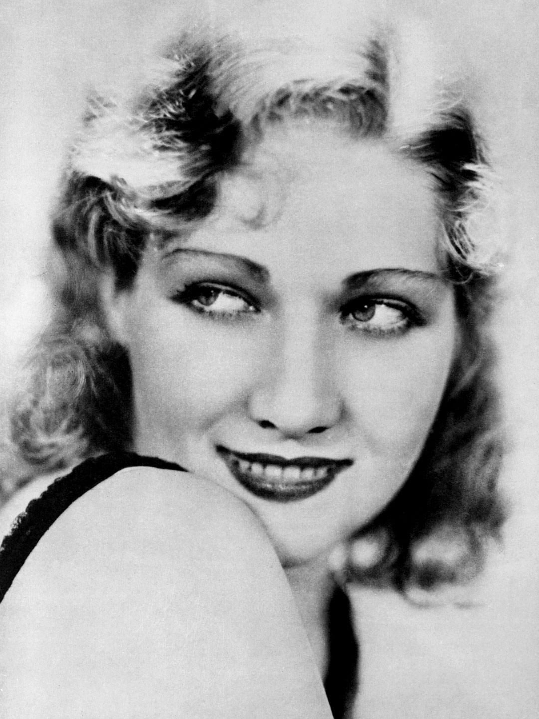 Edwina Booth Pictures - Rotten Tomatoes