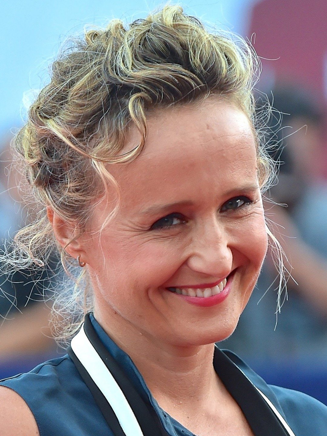 Caroline Roux's Instagram, Twitter & Facebook on IDCrawl