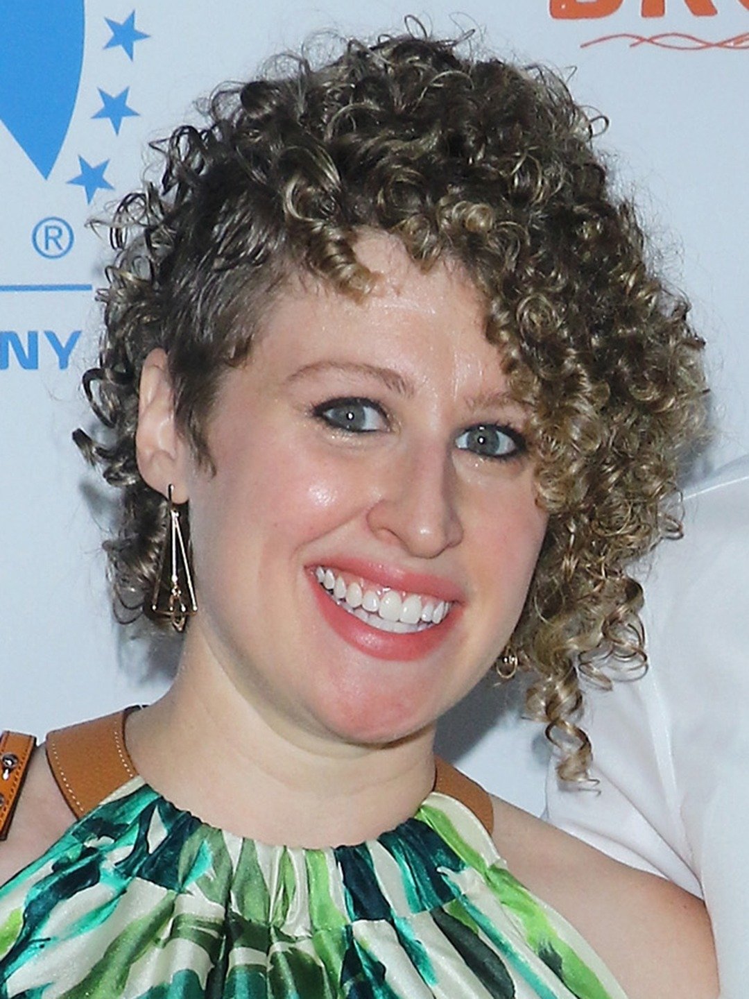 Kelly Lyon Pictures - Rotten Tomatoes