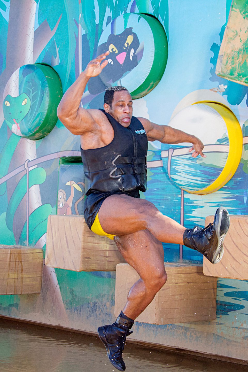 Brains vs. Brawn Pictures - Rotten Tomatoes