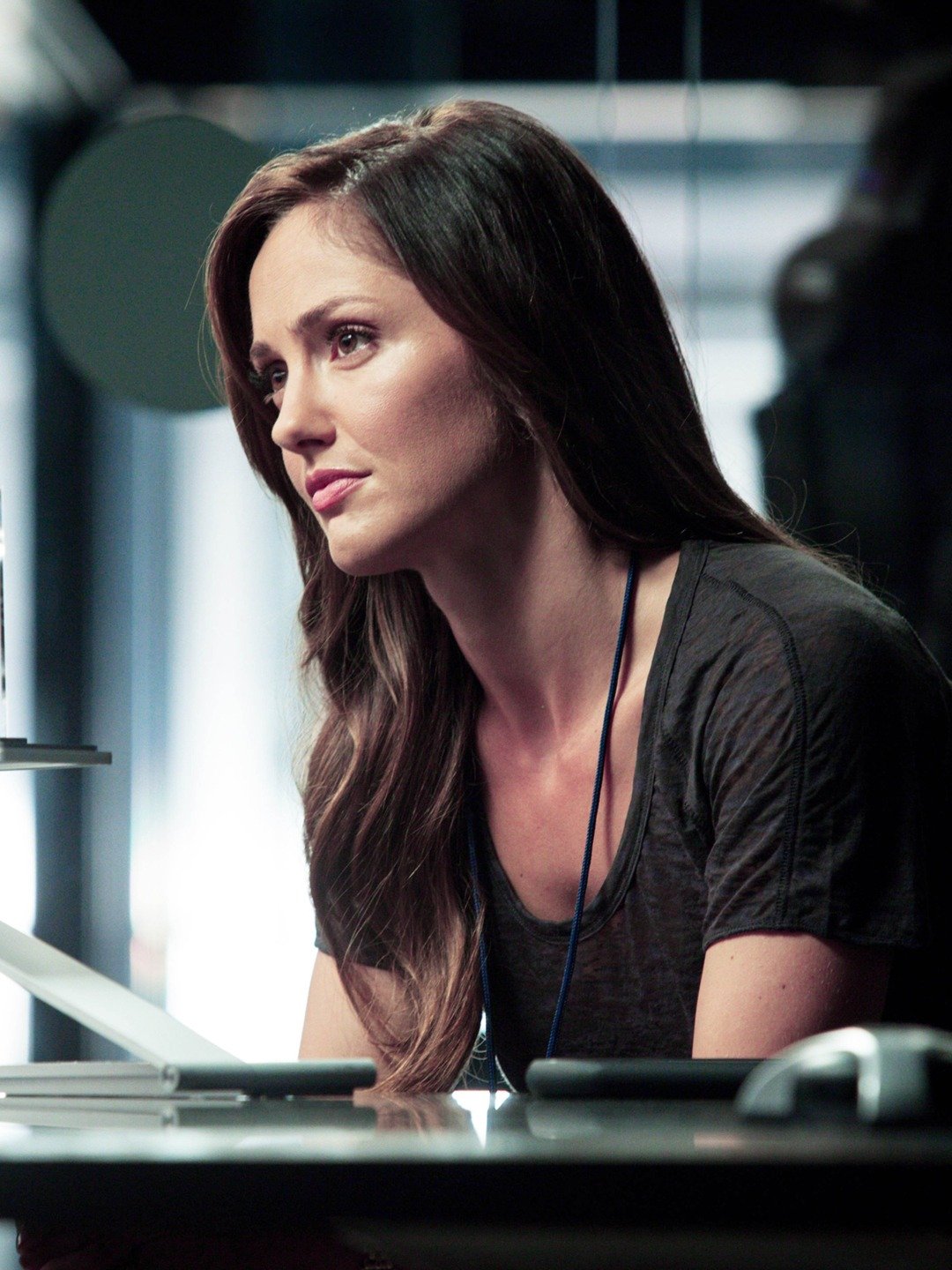 Almost Human Dorian Gif