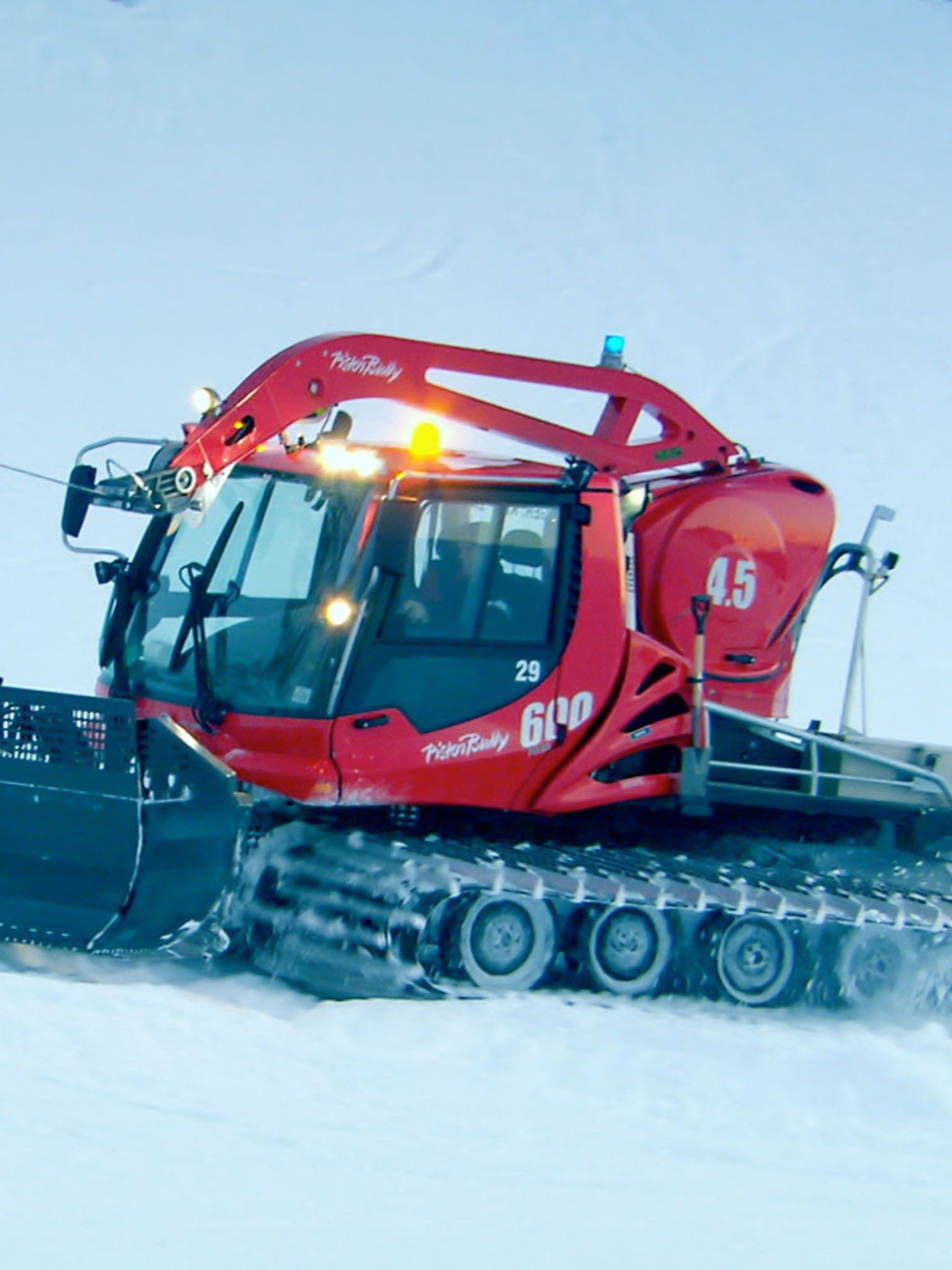 Ice Crawler Pictures - Rotten Tomatoes