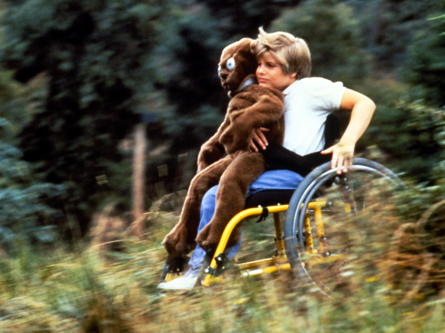 Mac and Me: Official Clip - Capturing Mac - Trailers & Videos - Rotten ...