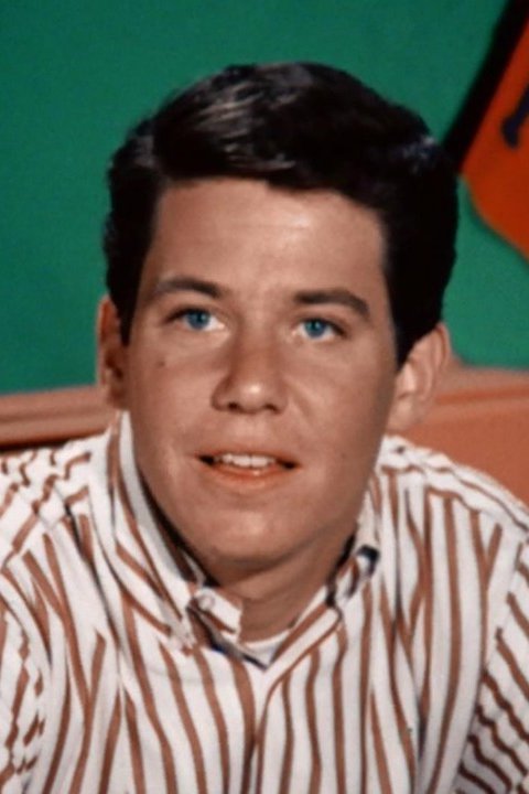 Richie Moves Out Pictures - Rotten Tomatoes