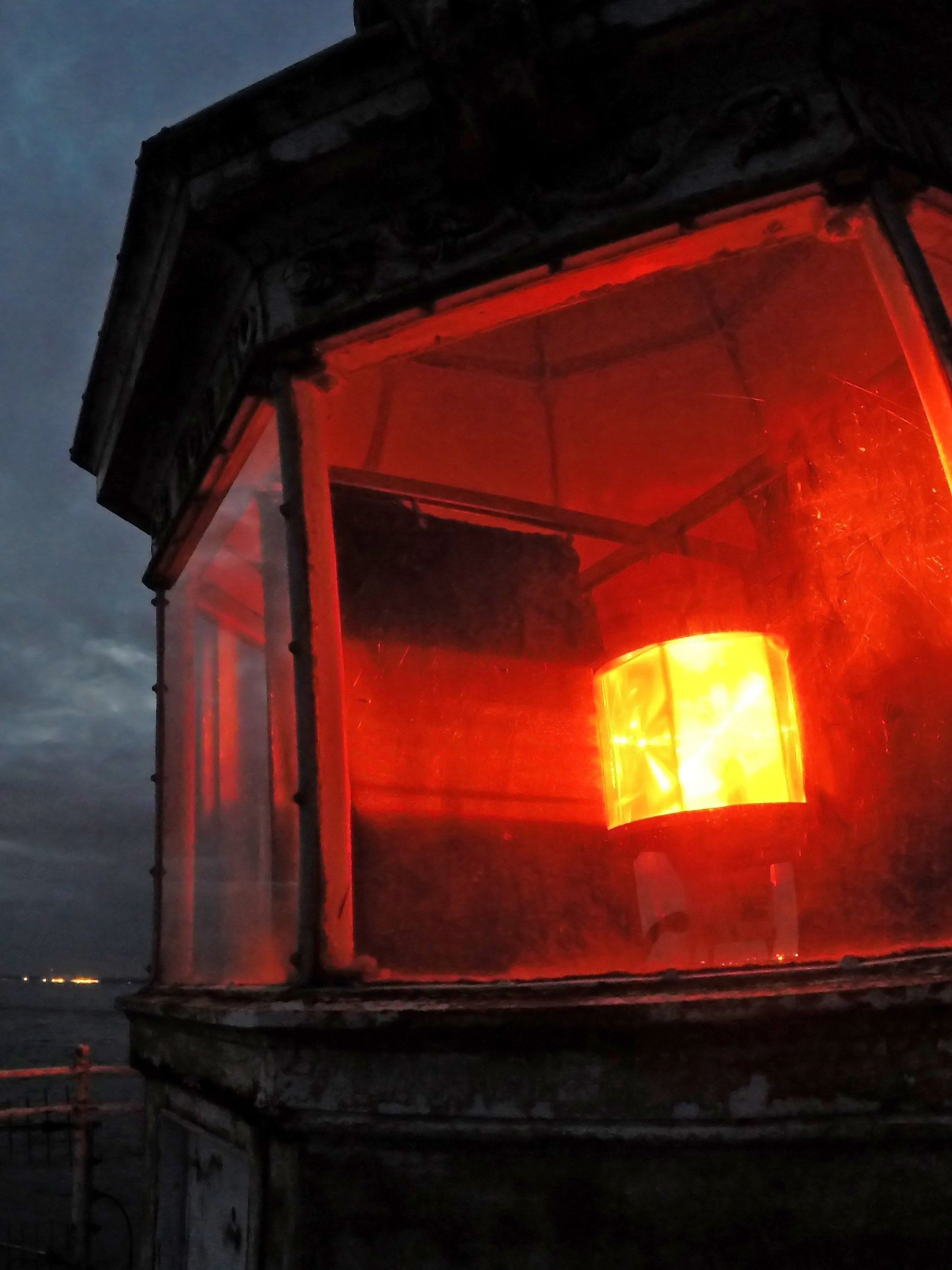 Bad Moon Rising Pictures - Rotten Tomatoes