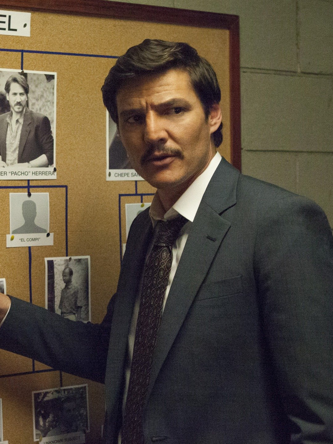 Narcos - Trailers & Videos - Rotten Tomatoes