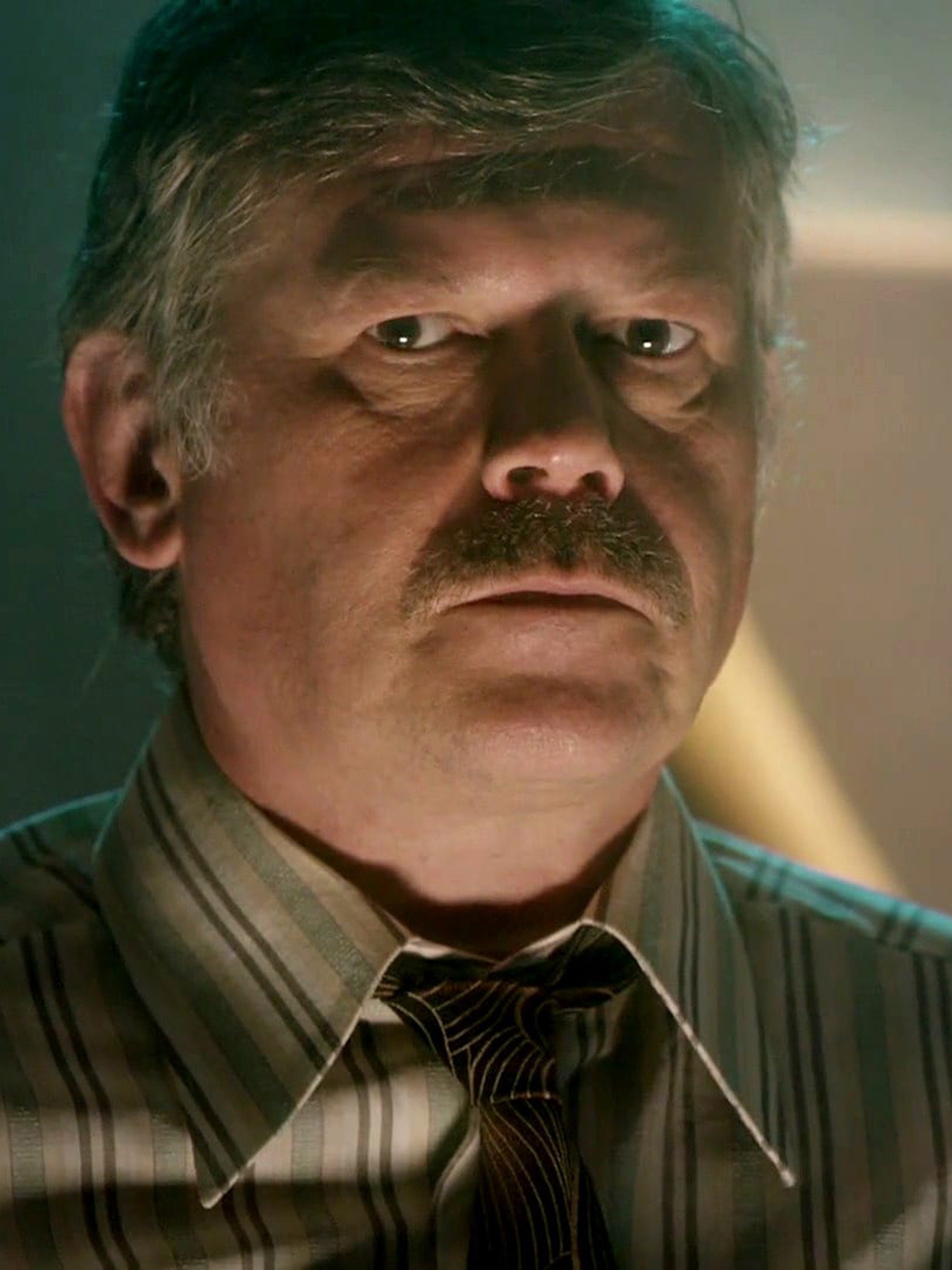 False Idol Pictures - Rotten Tomatoes