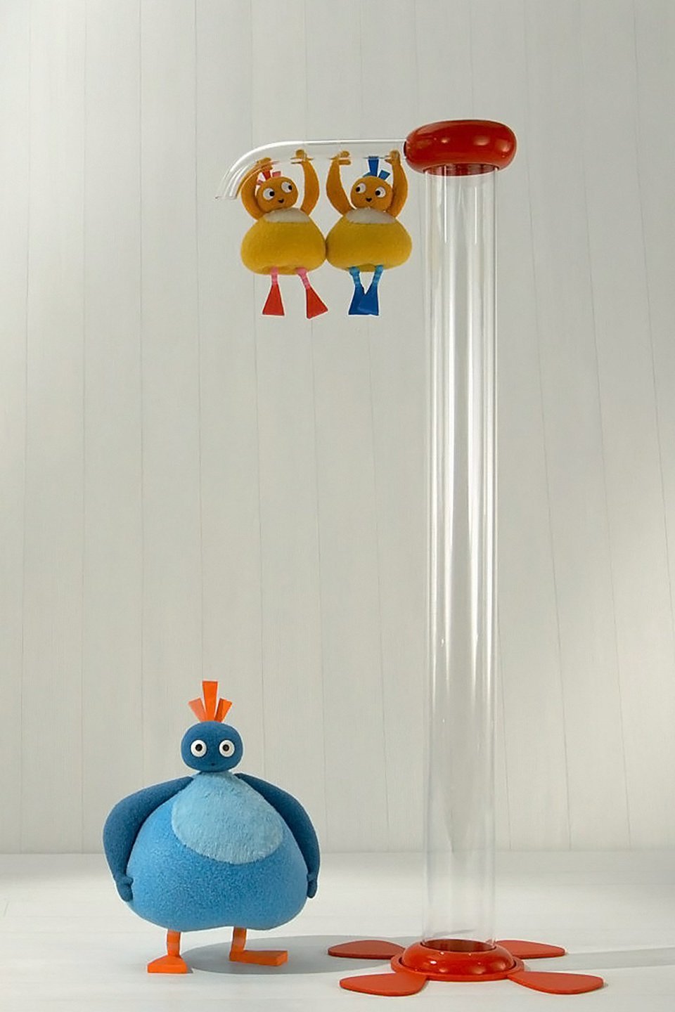 More about High and Low Pictures - Rotten Tomatoes