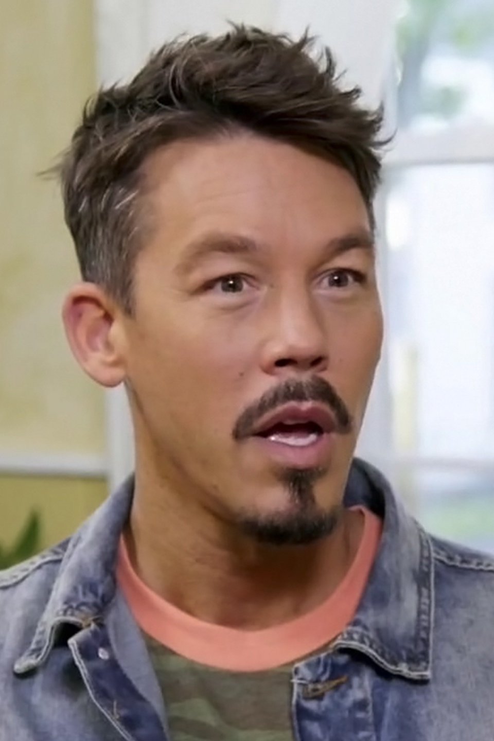 Young and Rich Pictures - Rotten Tomatoes