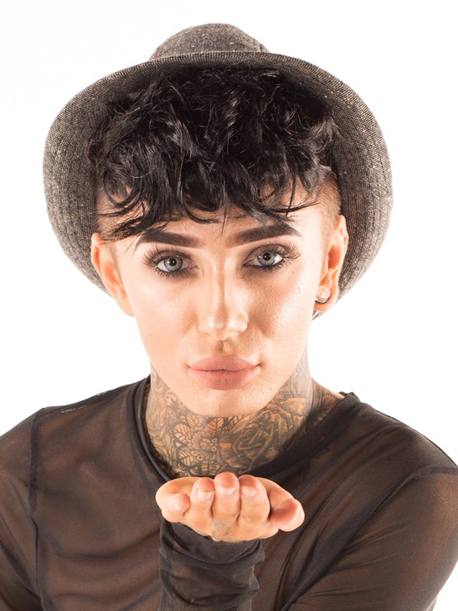 Jodie and Louie, Quick Fix Pictures - Rotten Tomatoes