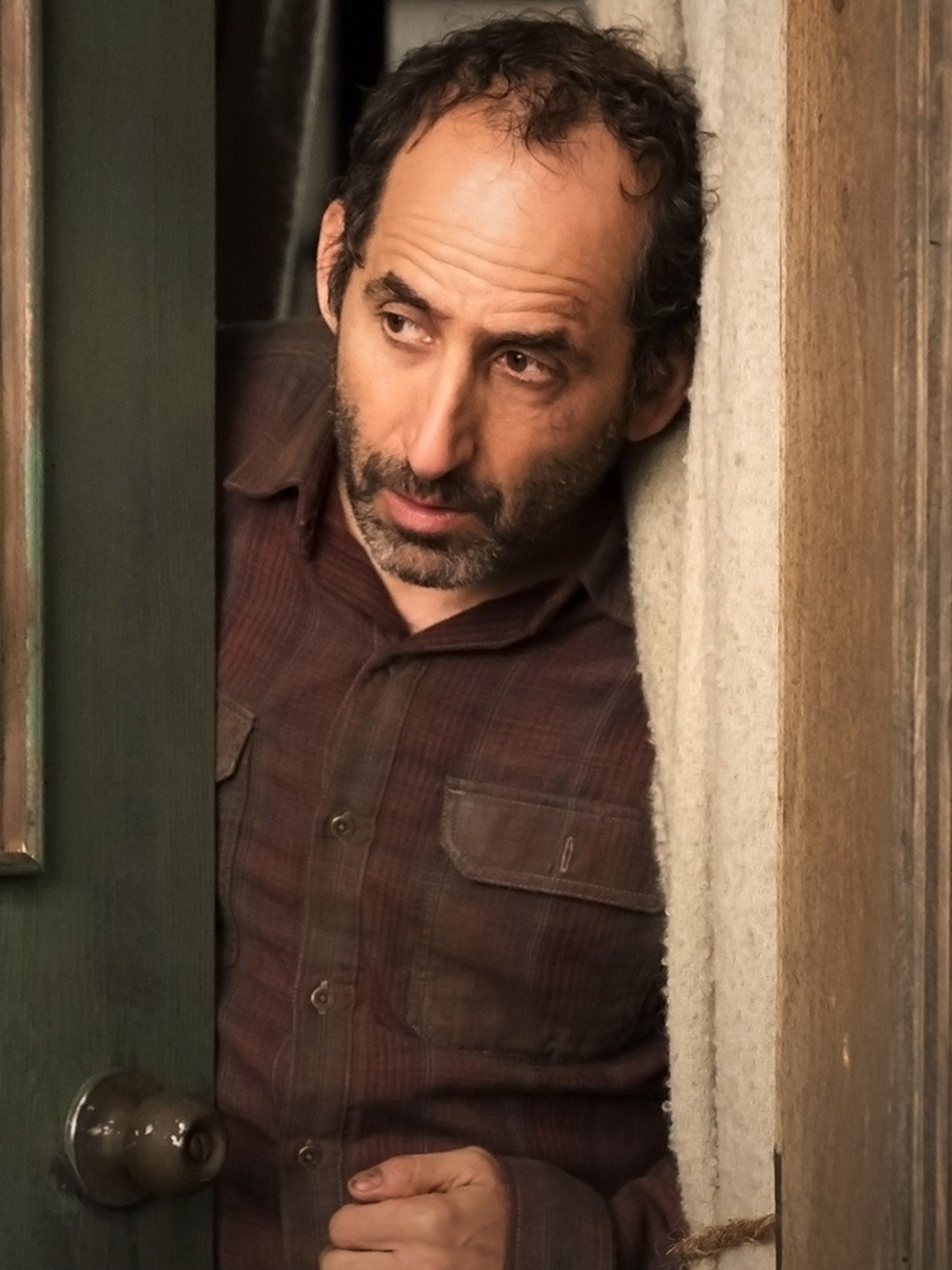 Colony: Season 3 Episode 4 Clip - Will and Katie Butt Heads With ...