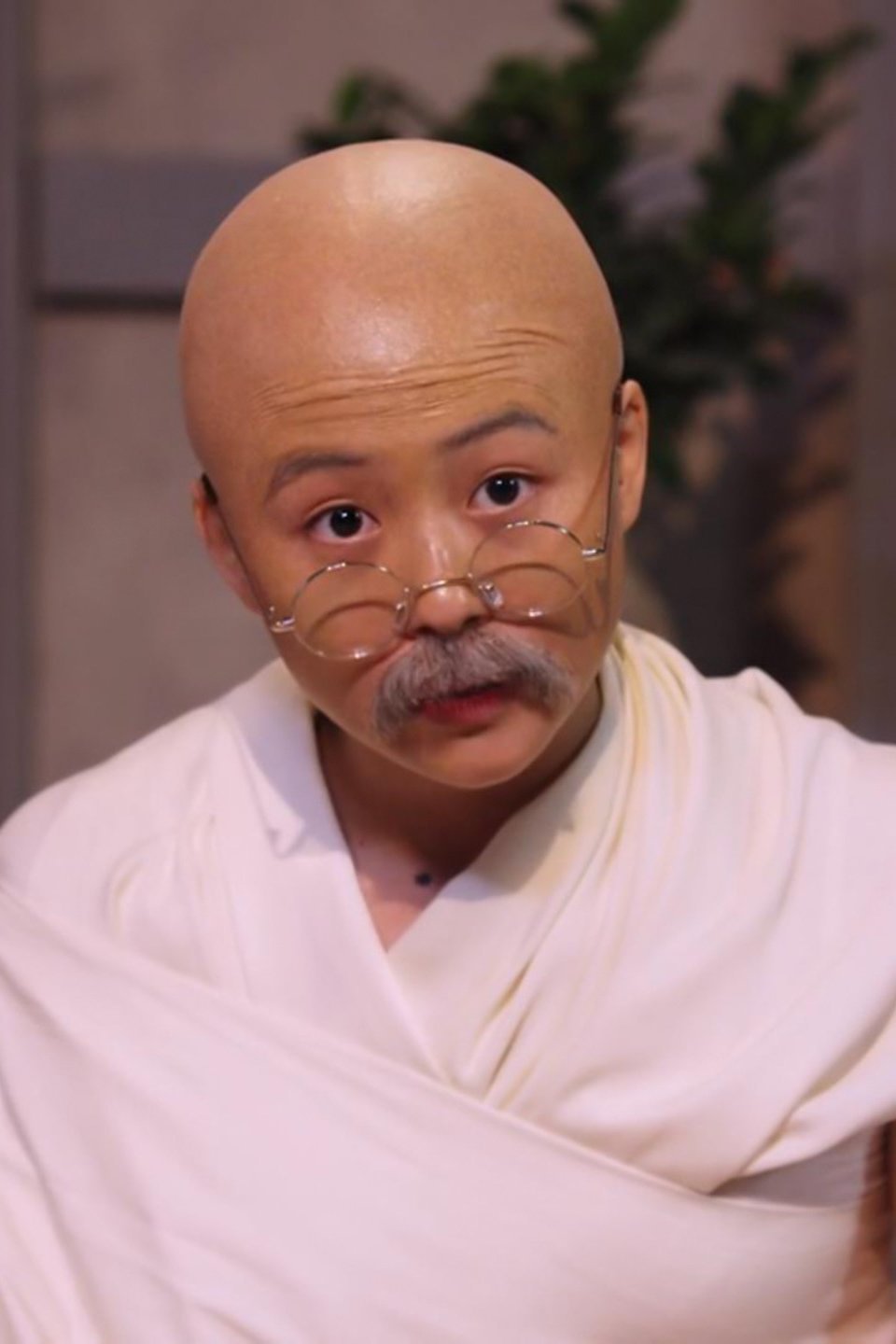 Gandhi & Benjamin Franklin Pictures - Rotten Tomatoes