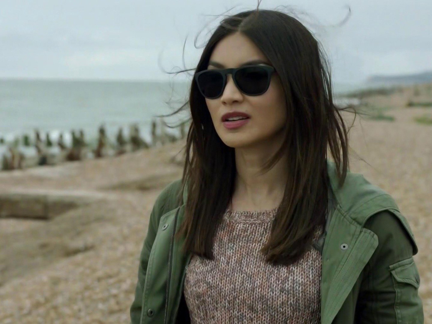 HUMANS: Season 3 Episode 2 Clip - Get Off the Beach - Trailers & Videos ...