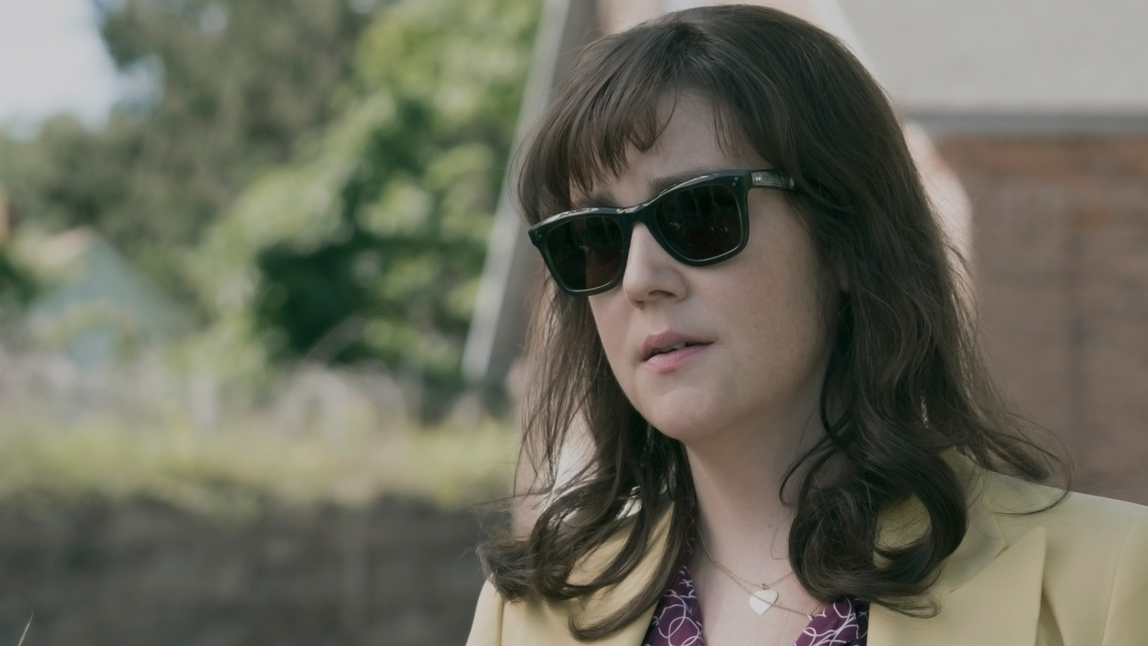 Castle Rock: Season 1 Episode 2 Featurette - Inside 'Habeas Corpus ...