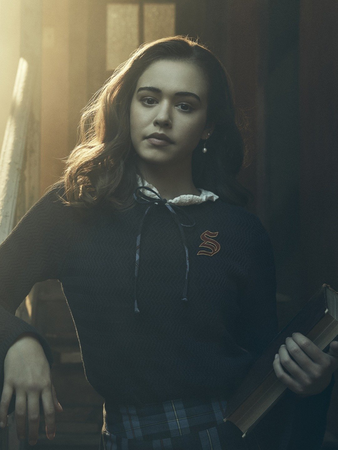 Legacies: Season 1 Episode 5 Trailer - Malivore - Trailers & Videos ...