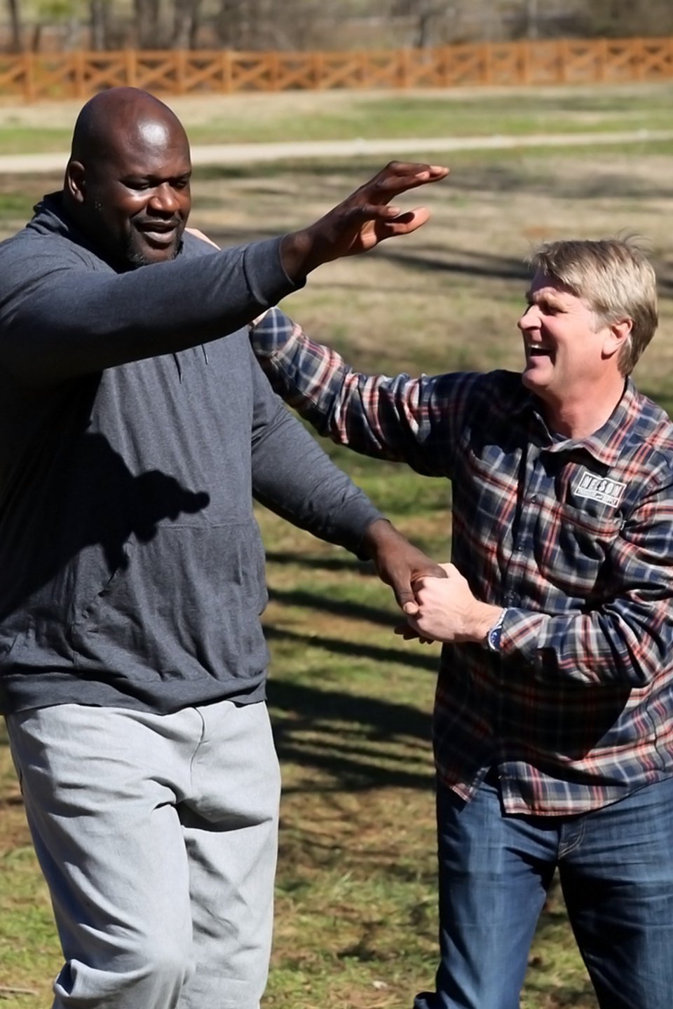 Shaq Takes It to the Trees Pictures - Rotten Tomatoes
