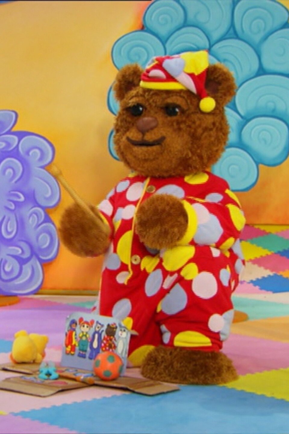 Molly Dolly the Detective Pictures - Rotten Tomatoes