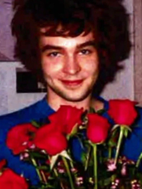 Jesse Valencia's Instagram, Twitter & Facebook on IDCrawl