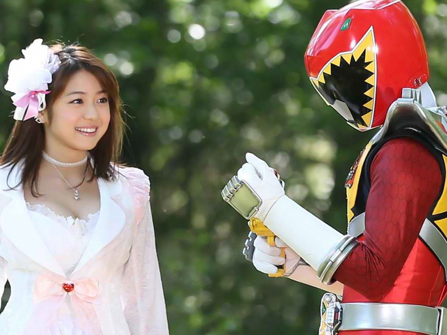 Shizuka Nakamura Kyoryuger