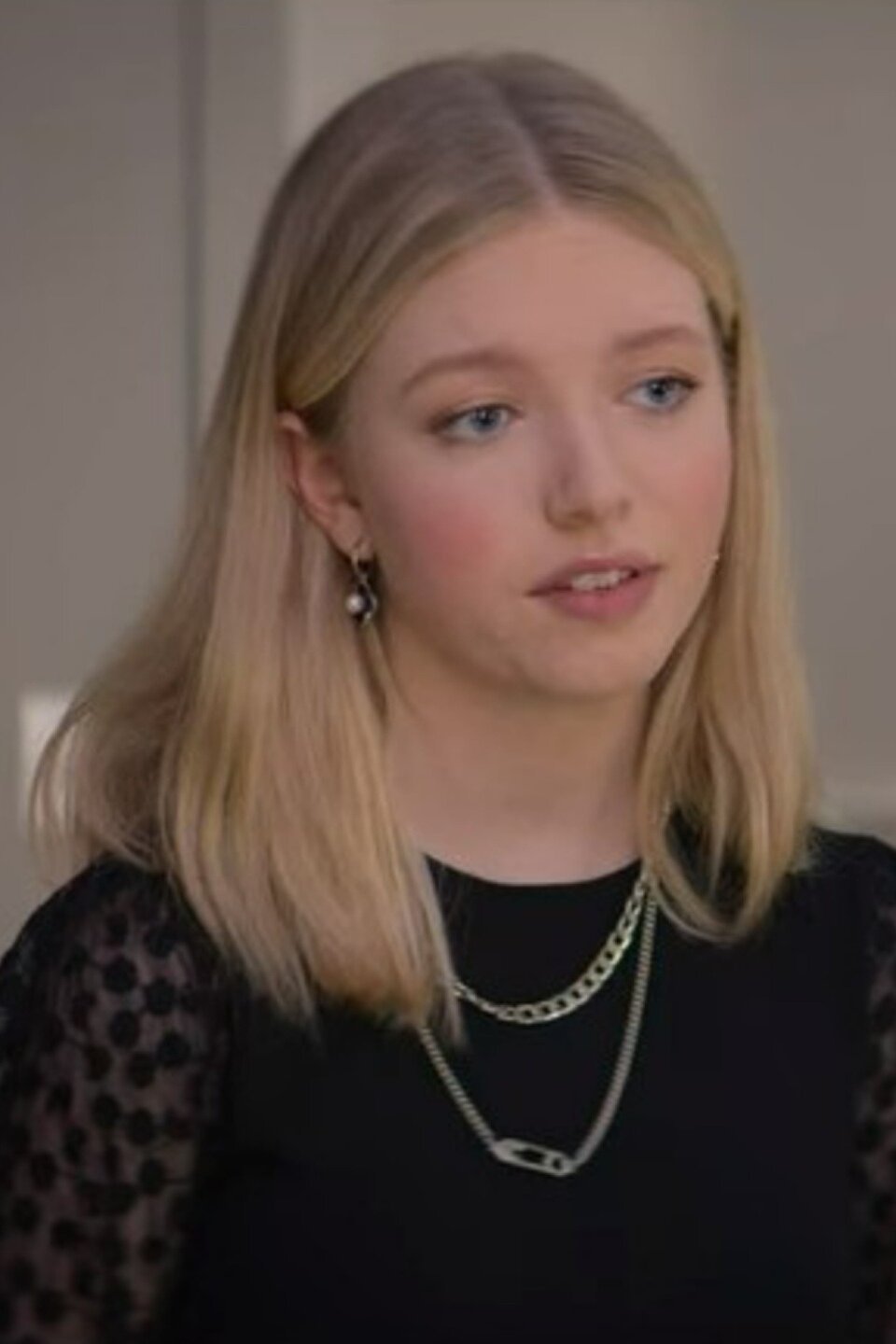 Claudia and the Sad Goodbye Pictures - Rotten Tomatoes