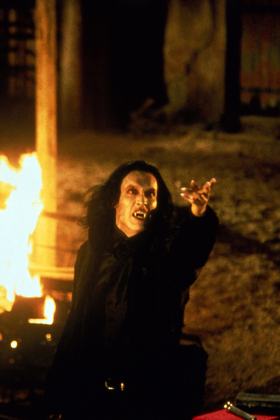 John Carpenter's Vampires: Official Clip - Slaying Valek - Trailers ...